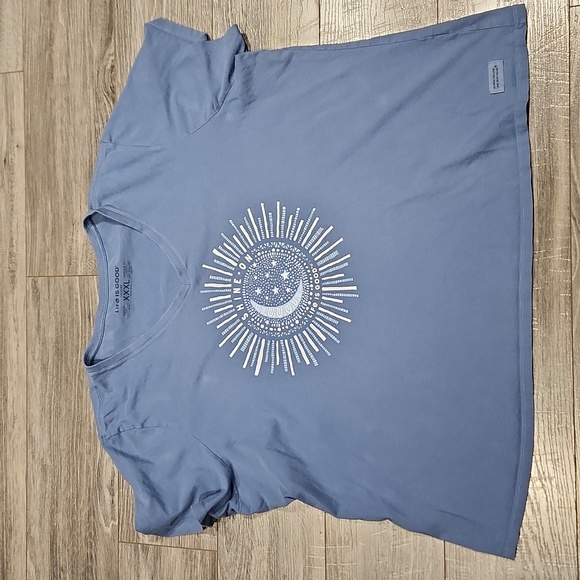 Life Is Good | Tops | Euc Life Is Good Crusher Shine On Womens Sz Xxxl ...